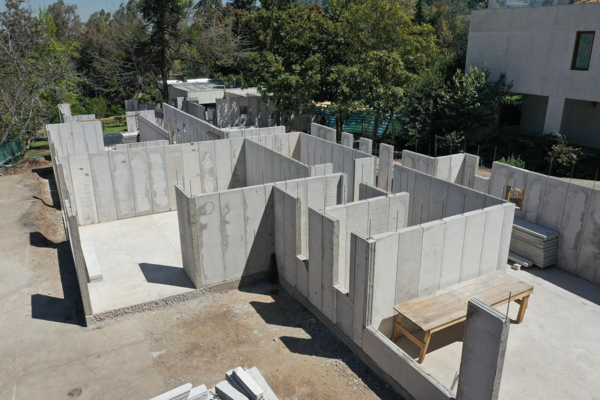 Sistema Constructivo Panel Muro Compuesto Fastwork de FASTWORK