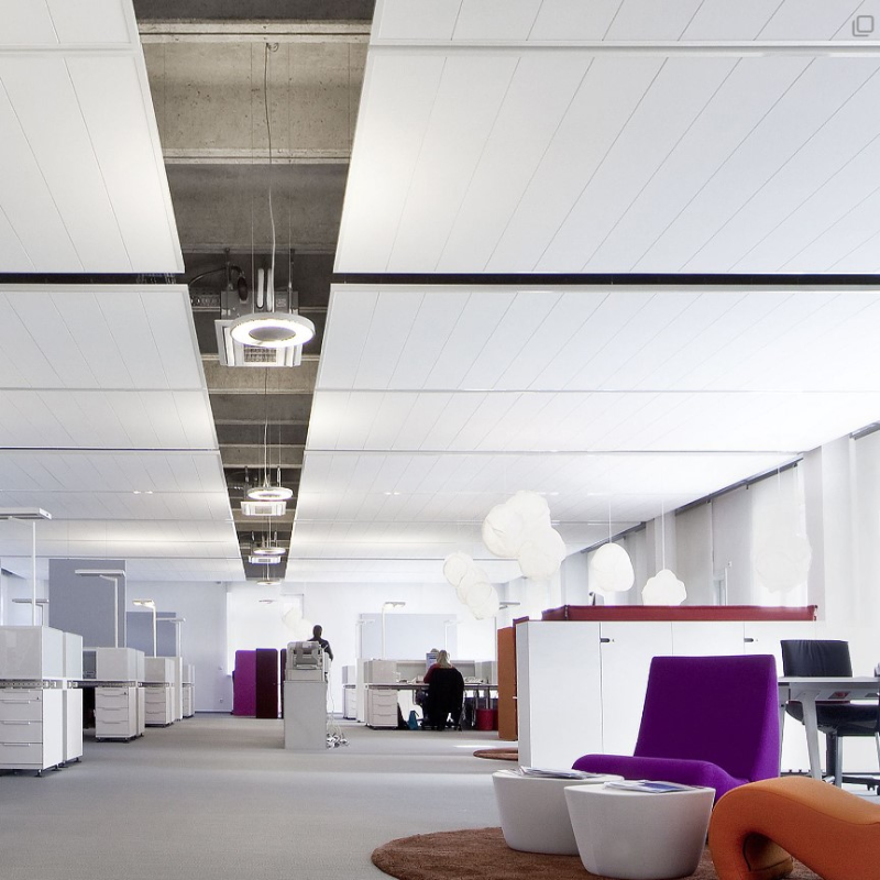 Cielos modulares AMF (Fibra de vidrio biosoluble) de KNAUF