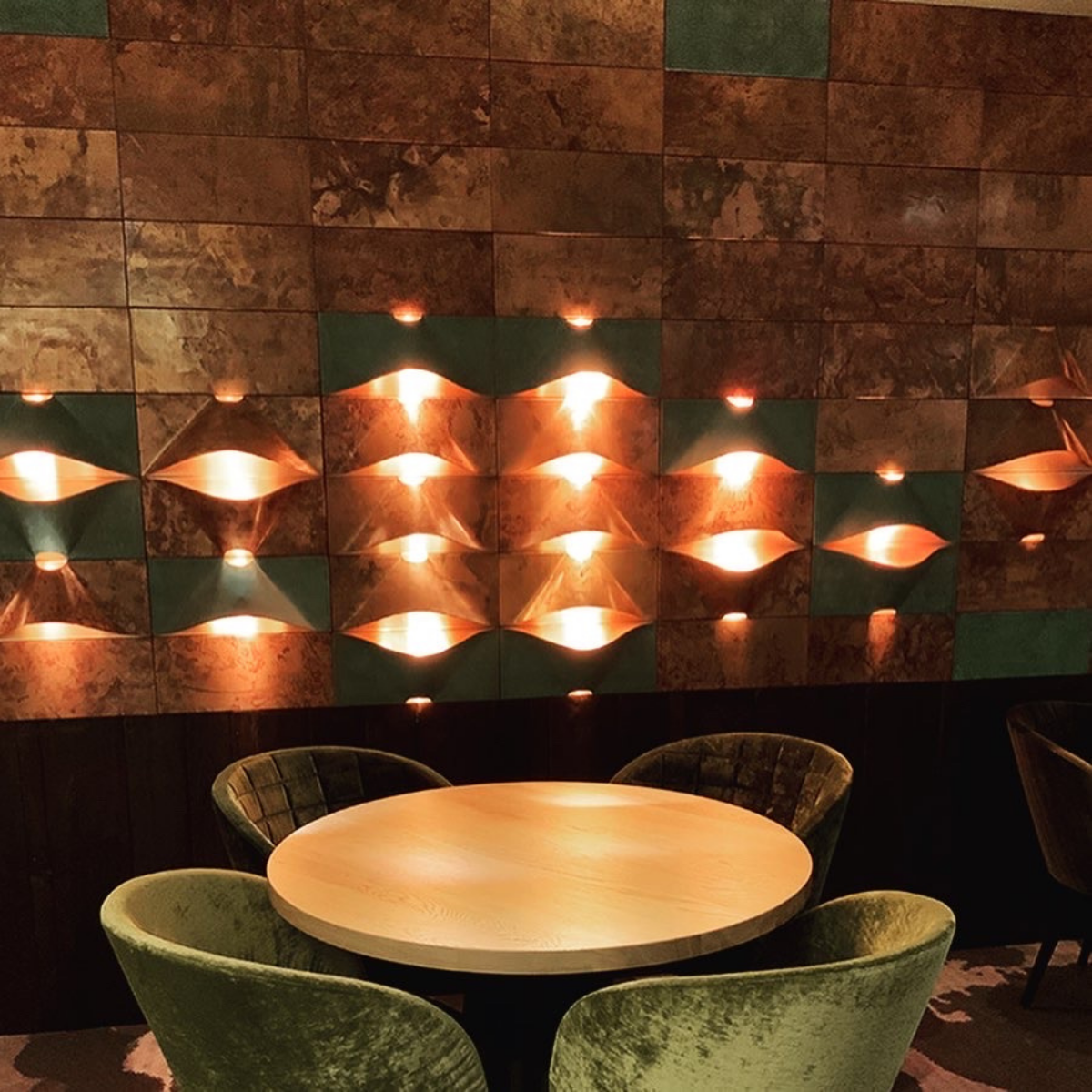 Restaurant L'Apostrophe de Qstudio Copper Design
